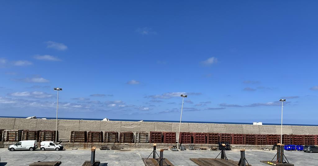 Tomorrow's raising of sunk superyacht ‘Bayesian’ to be live streamed ...