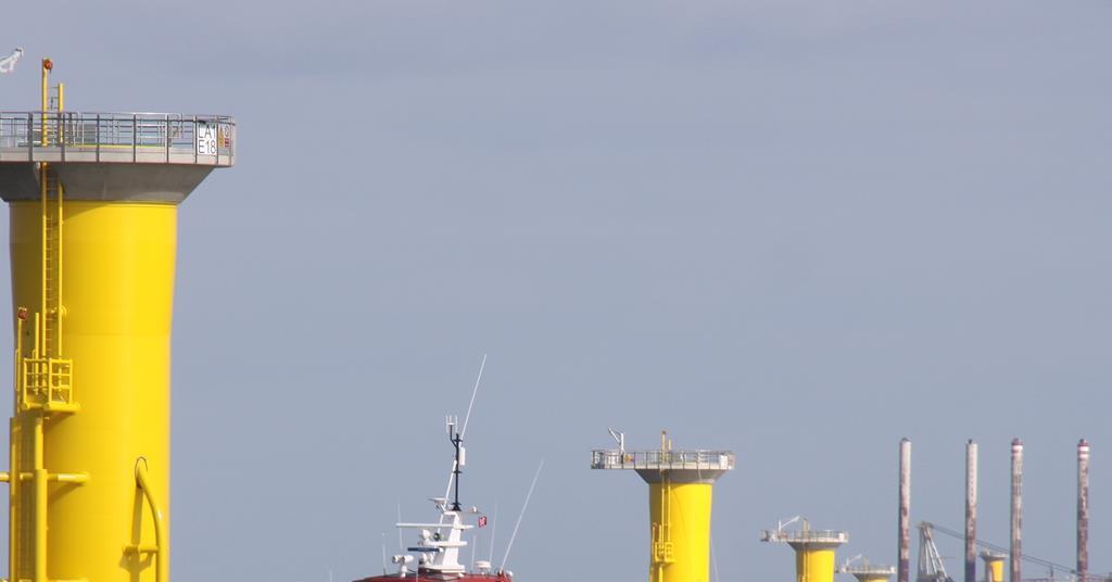 Activity gathers pace at London Array | News | Maritime Journal