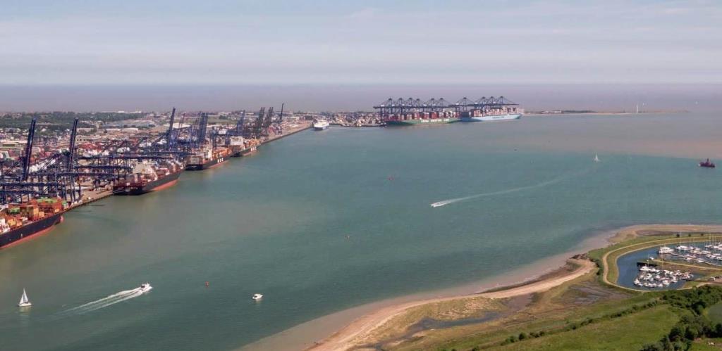 Deepening of Harwich approach channel approved | News | Maritime Journal