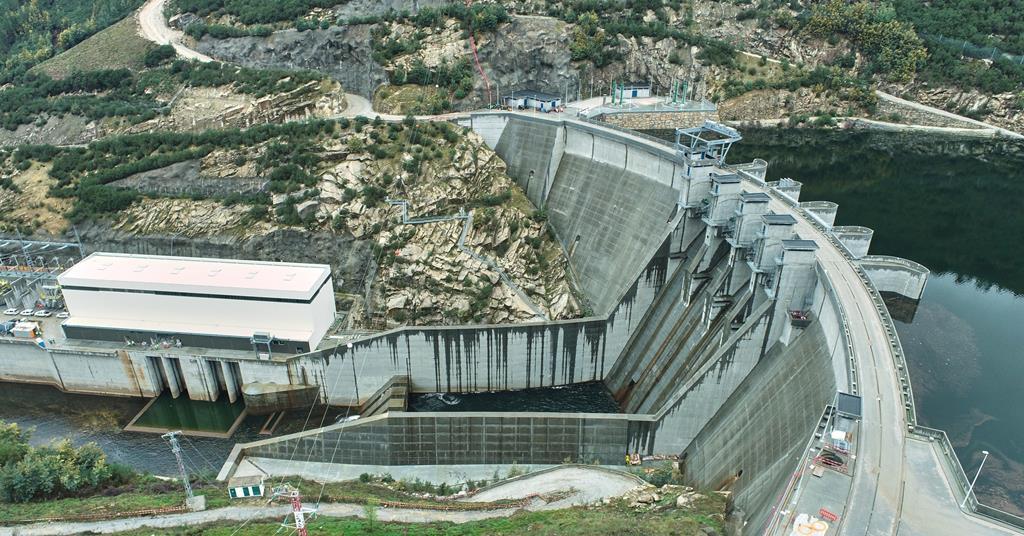 Massive three-dam plant starts operating | News | Maritime Journal