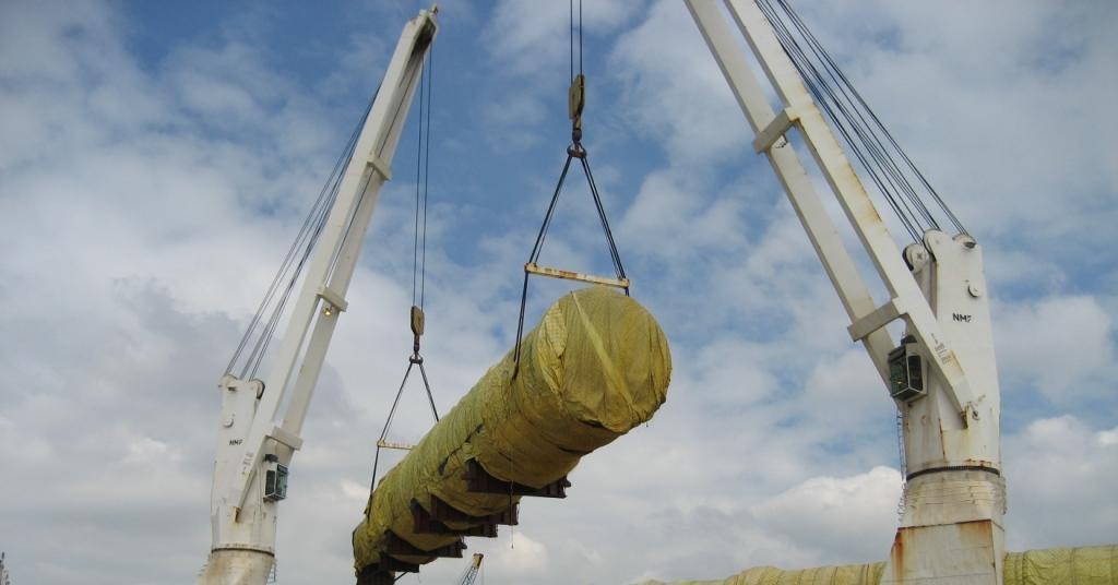 A Hull of a lot of heavy lifting | News | Maritime Journal