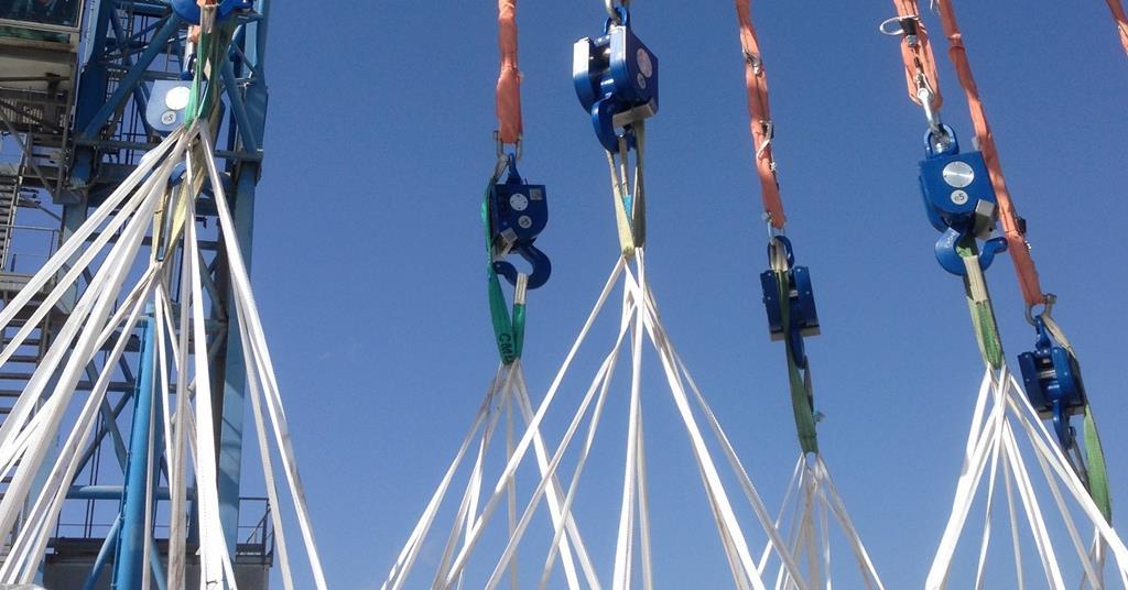 New automatic crane hook at Seawork | News | Maritime Journal
