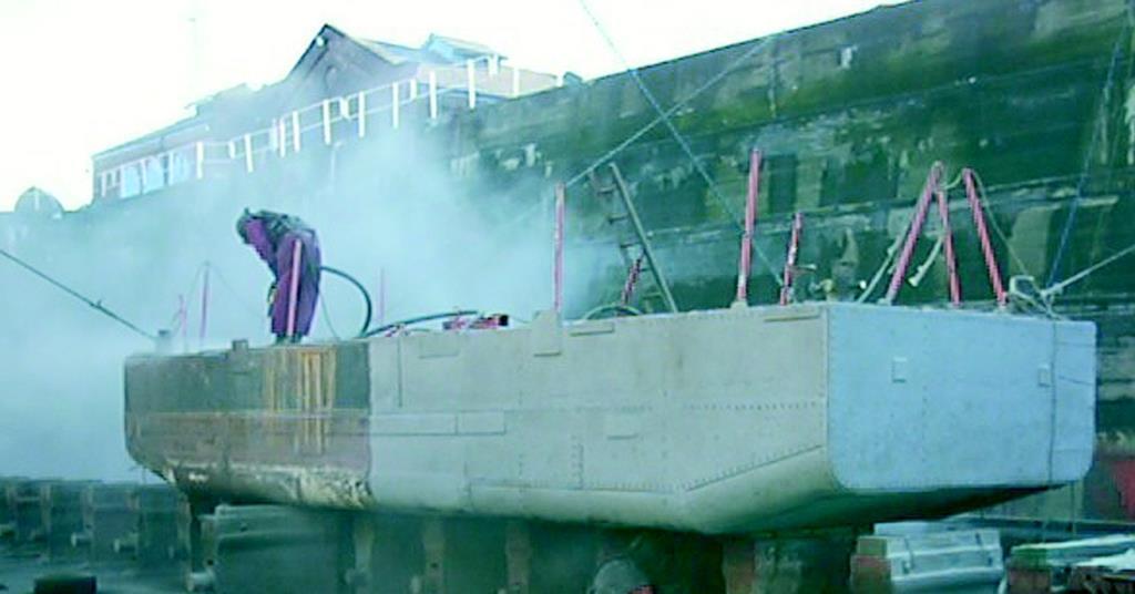 Recycled Glass Best in Blasting Trials | News | Maritime Journal