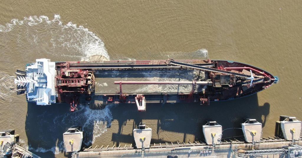 Cemex completes dredging at London’s largest port | News | Maritime Journal
