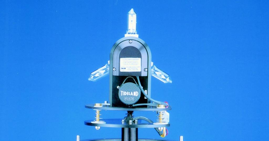 New Flasher Keeps It All HID | News | Maritime Journal