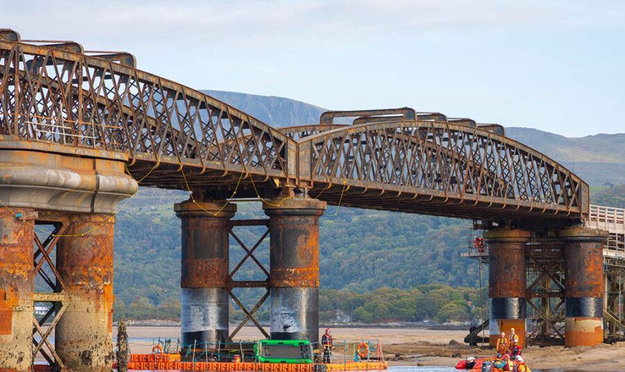 VIDEO: Work begins to restore 150-year-old viaduct | News - Videos ...