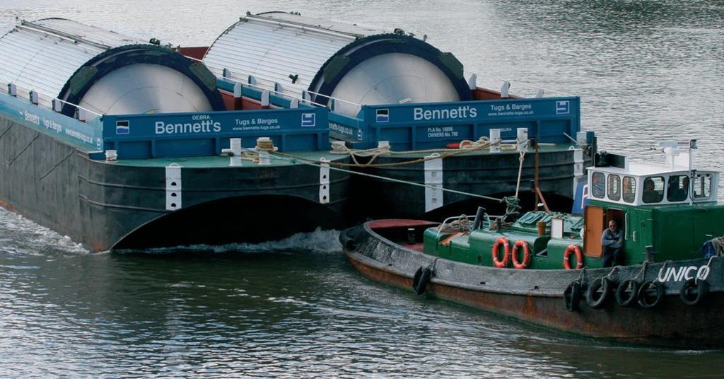 Guinness Brewery Tanks Take to the Thames | News | Maritime Journal
