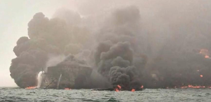 Latest photos released of tanker crash | News | Maritime Journal