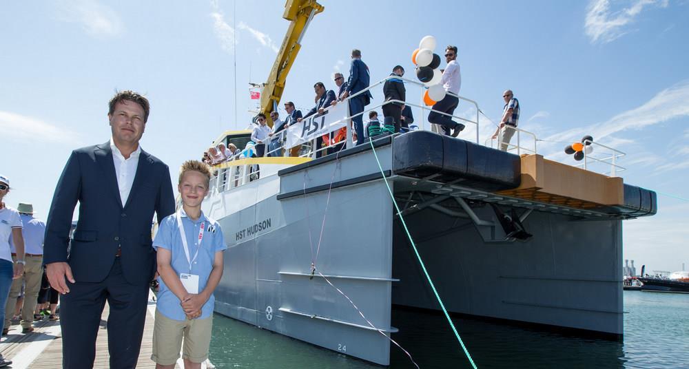 Damen shows new Fast Crew Suppliers 2710 and 1204 for the first time at ...