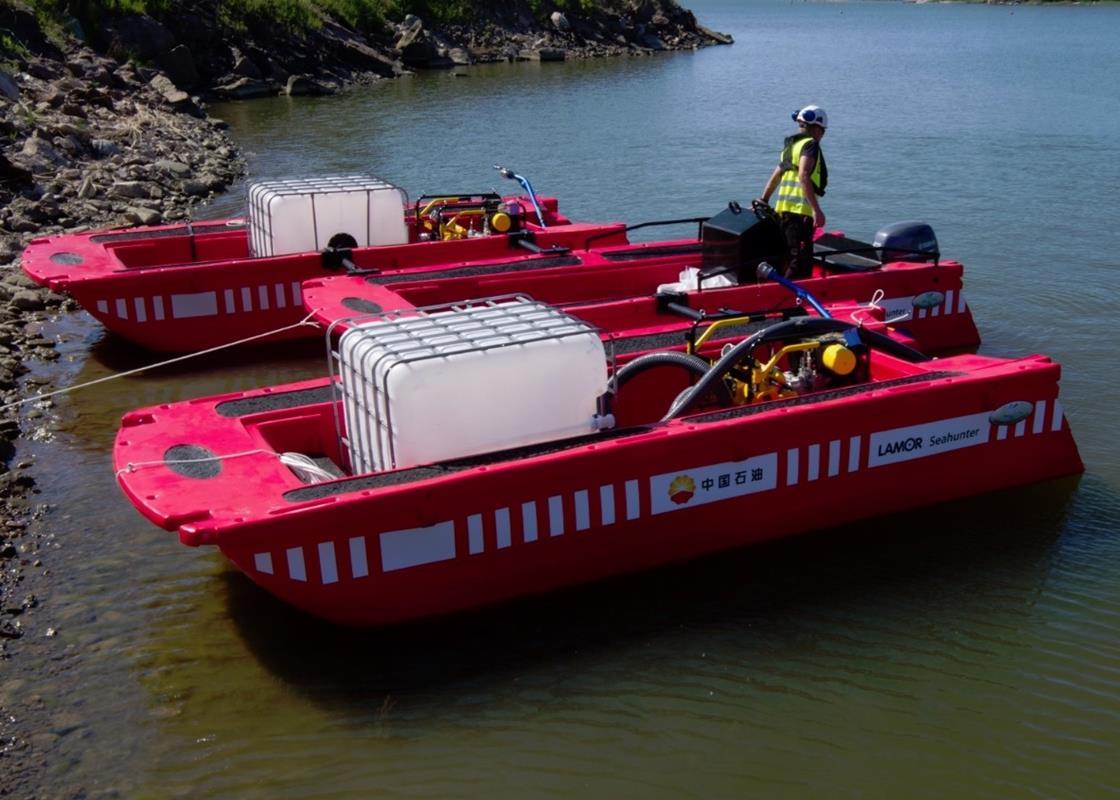 Multipurpose connectable polyethylene workboat | News | Maritime Journal