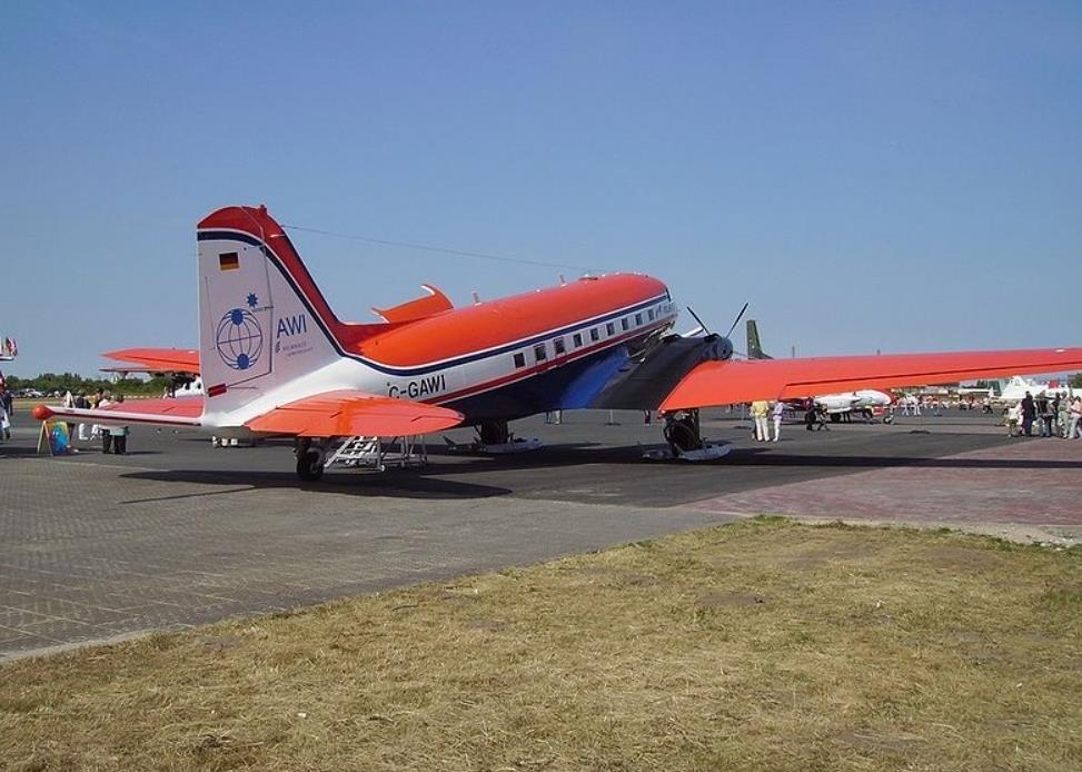 Polar research aircraft marks tenth year in service | News | Maritime ...