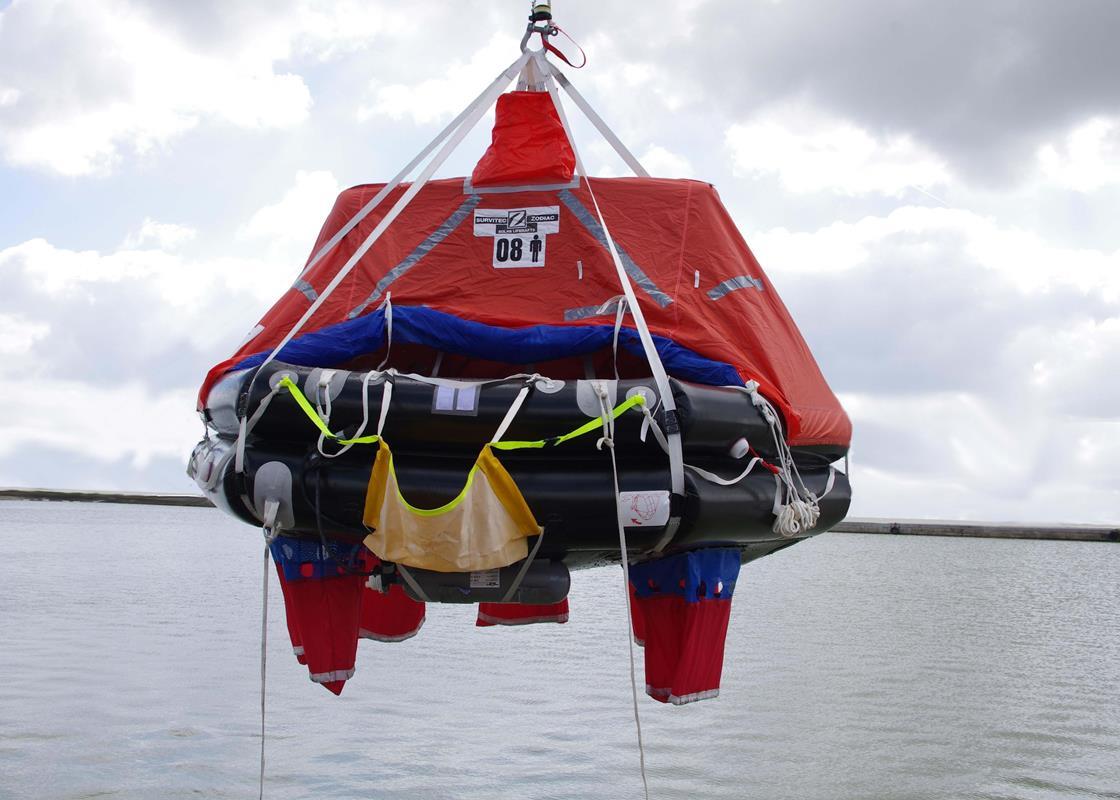 Davit-launch liferaft for offshore platforms | News | Maritime Journal