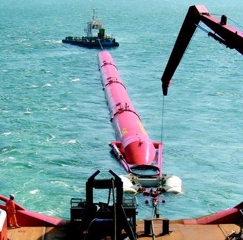 UK Grid Supplied by Wave Machine | News | Maritime Journal