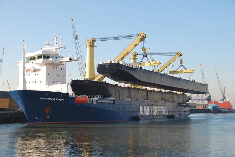 Jumbo breaks record with tanker barges | News | Maritime Journal